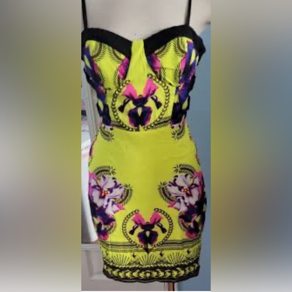 2B Bebe | Dresses | 2b Bebe Beautiful Dress Xs | Poshmark